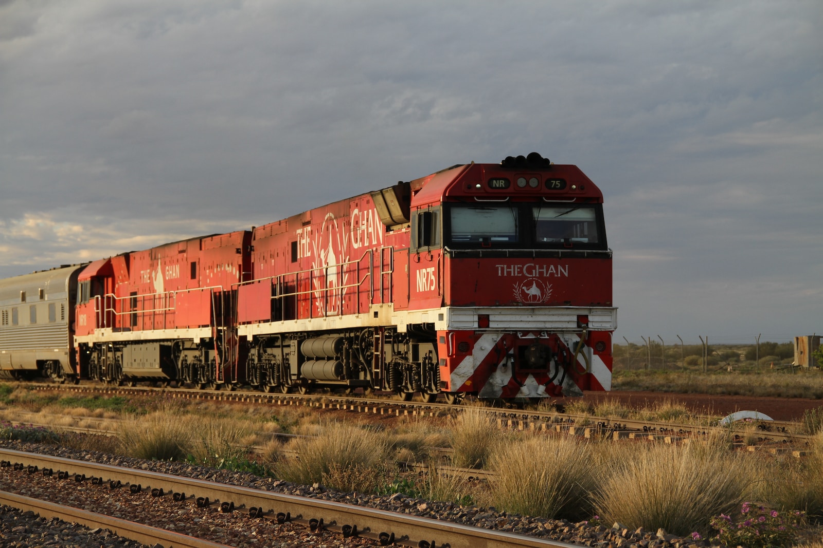 5 Top Luxury Train Journeys That Redefine Travel | EveryoneTravels.com